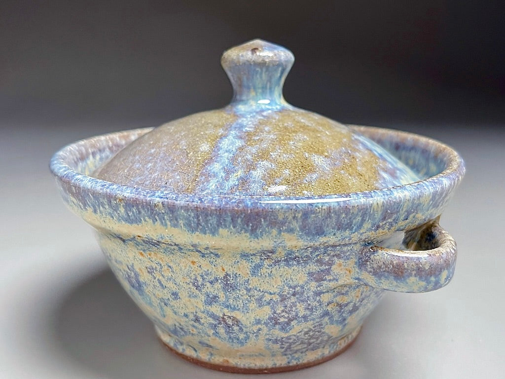 Soup Tureen in Cloud Blue, 6"dia. (Tableware Collection) – Ben Owen Pottery